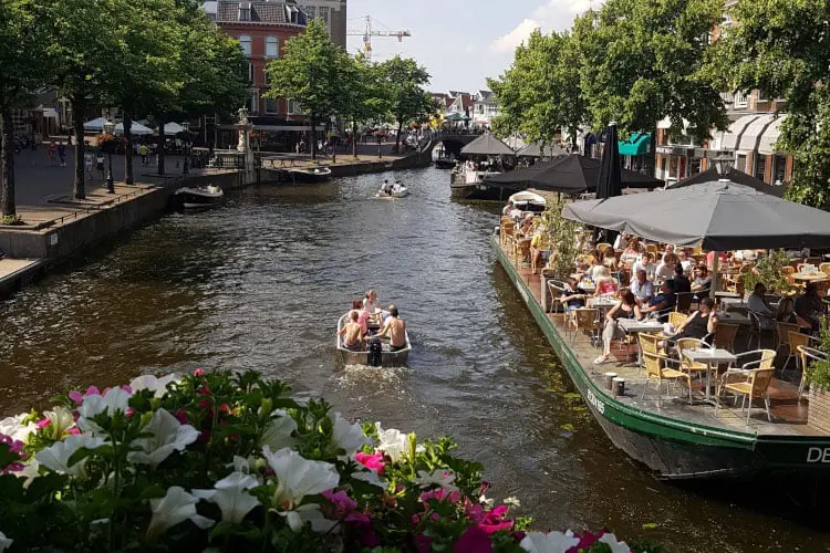 Bate e volta de Amsterdam: 6 lugares incríveis perto da capital