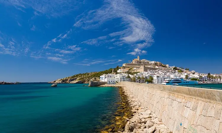 Ibiza: como ir, o que fazer, onde ficar e tudo sobre a cobiçada ilha