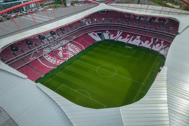 Tour Estádio da Luz: saiba como visitar a casa do Benfica