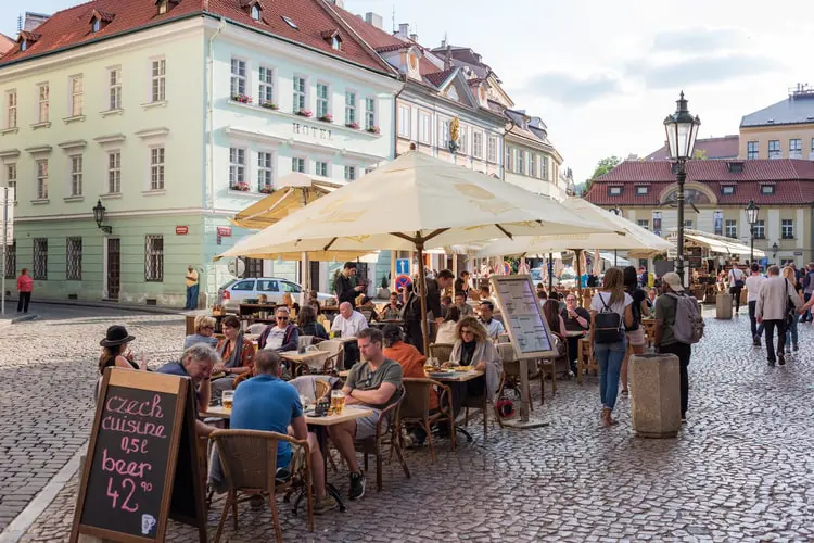 Onde comer em Praga? 21 lugares exclusivos na capital tcheca