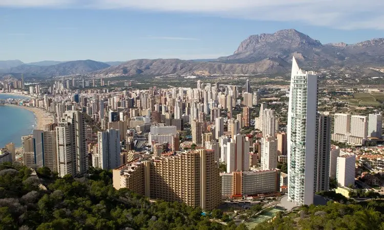 Benidorm: guia de viagem completo e sugestão de roteiro