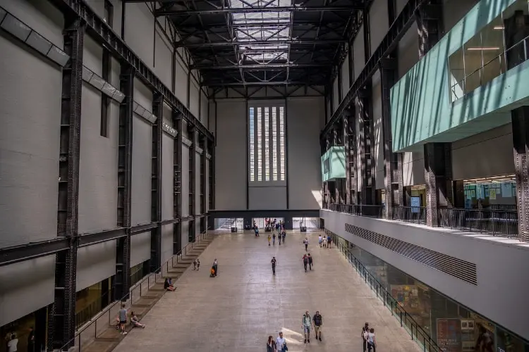 Tate Modern: saiba como visitar o emblemático museu em Londres