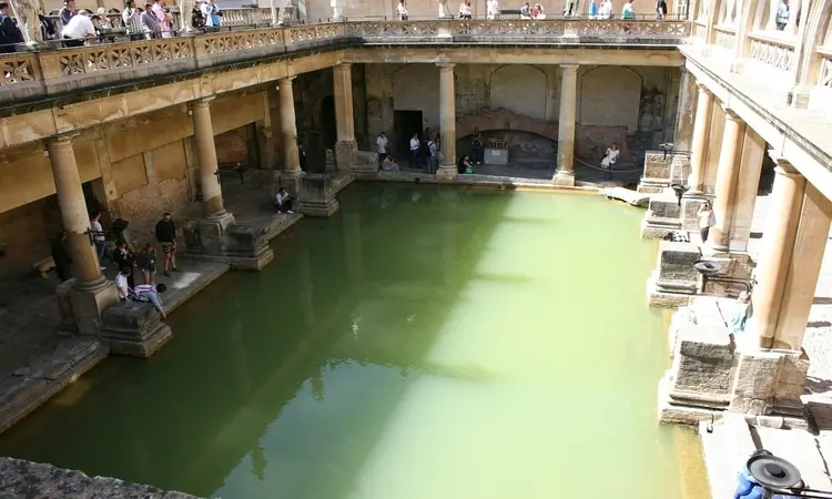 O que fazer em Bath: um guia sobre a cidade termal da Inglaterra