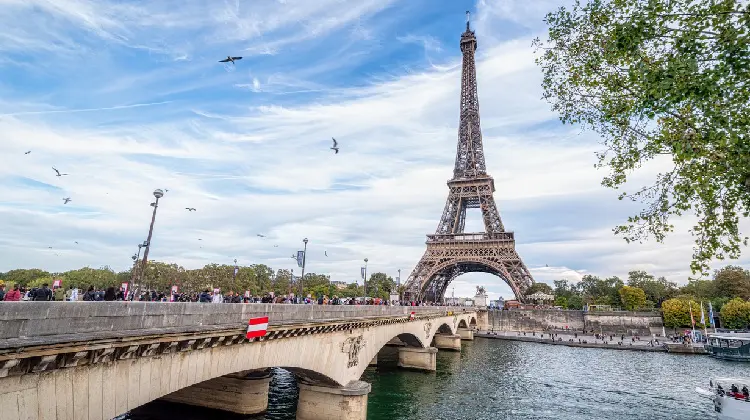 Visitar Paris: guias completos para se encantar com a Cidade Luz