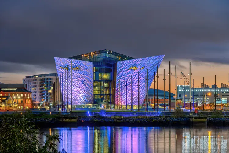 Titanic Belfast: saiba como visitar o museu